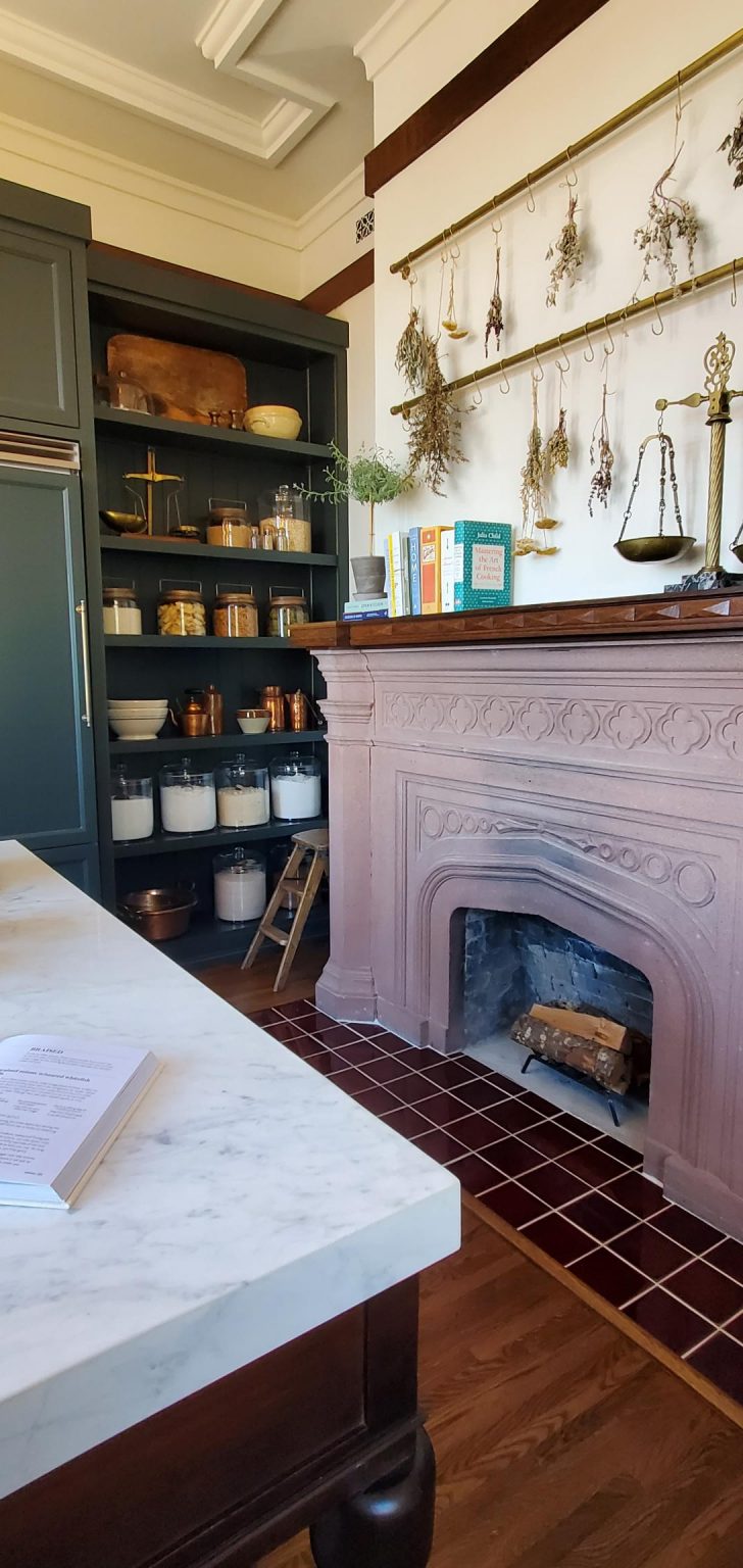 The Beautiful Home Decor I Saw in Waco, Texas - Victorian Lane Farms