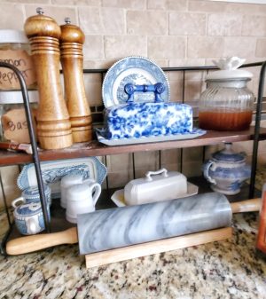 4 Ways to Decorate with Antique Ironstone - Victorian Lane Farms