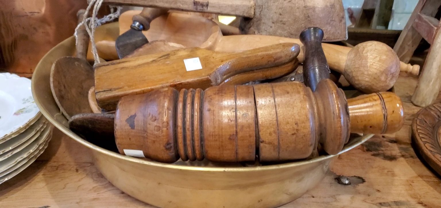 17 High End Antique Finds That Are Amazing - Victorian Lane Farms