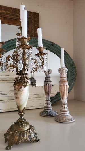 How to Makeover a Pottery Barn Table and Chairs - Victorian Lane Farms