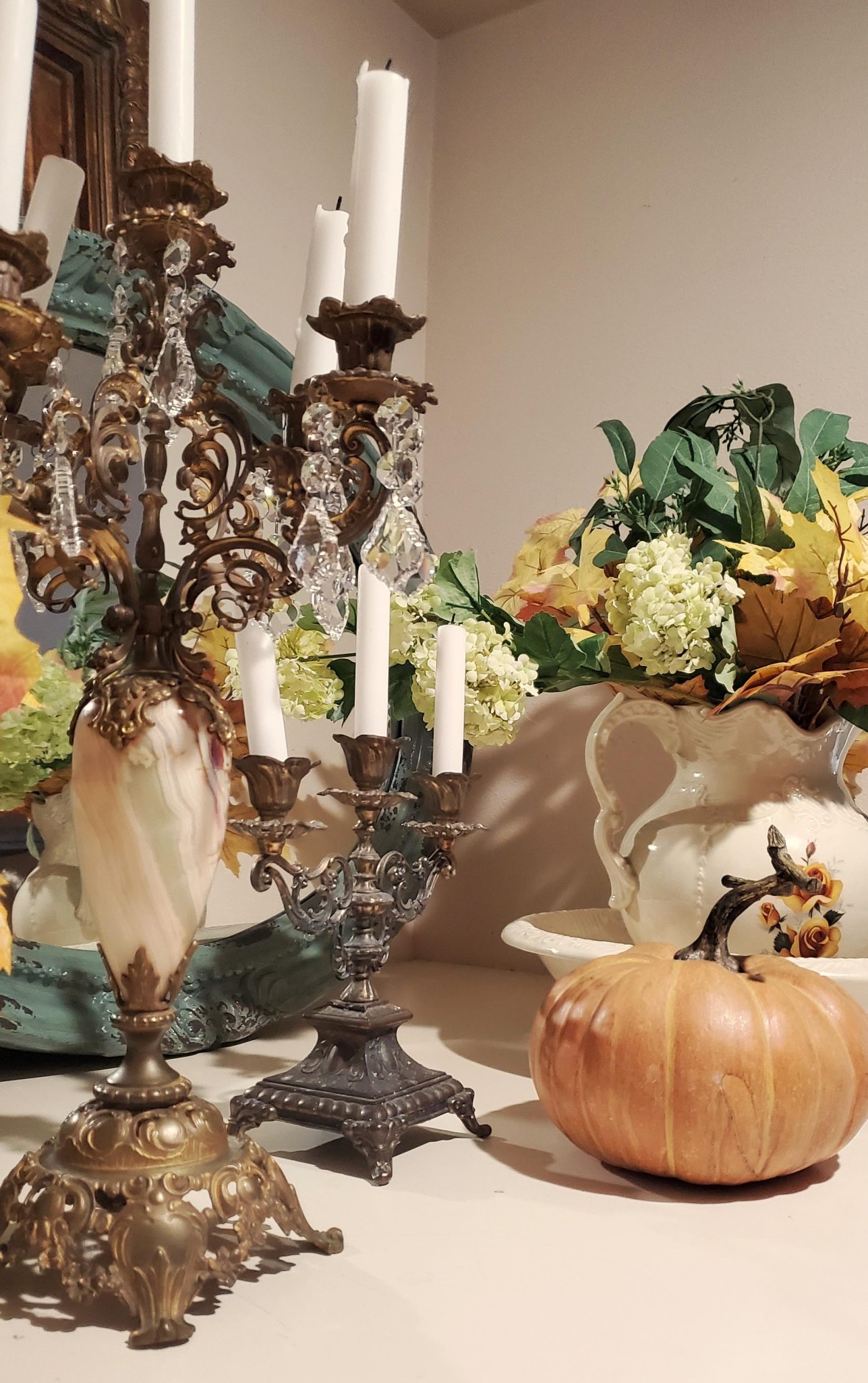 Cozy Fall Touches - Beautiful Victorian Farmhouse Style - Victorian ...