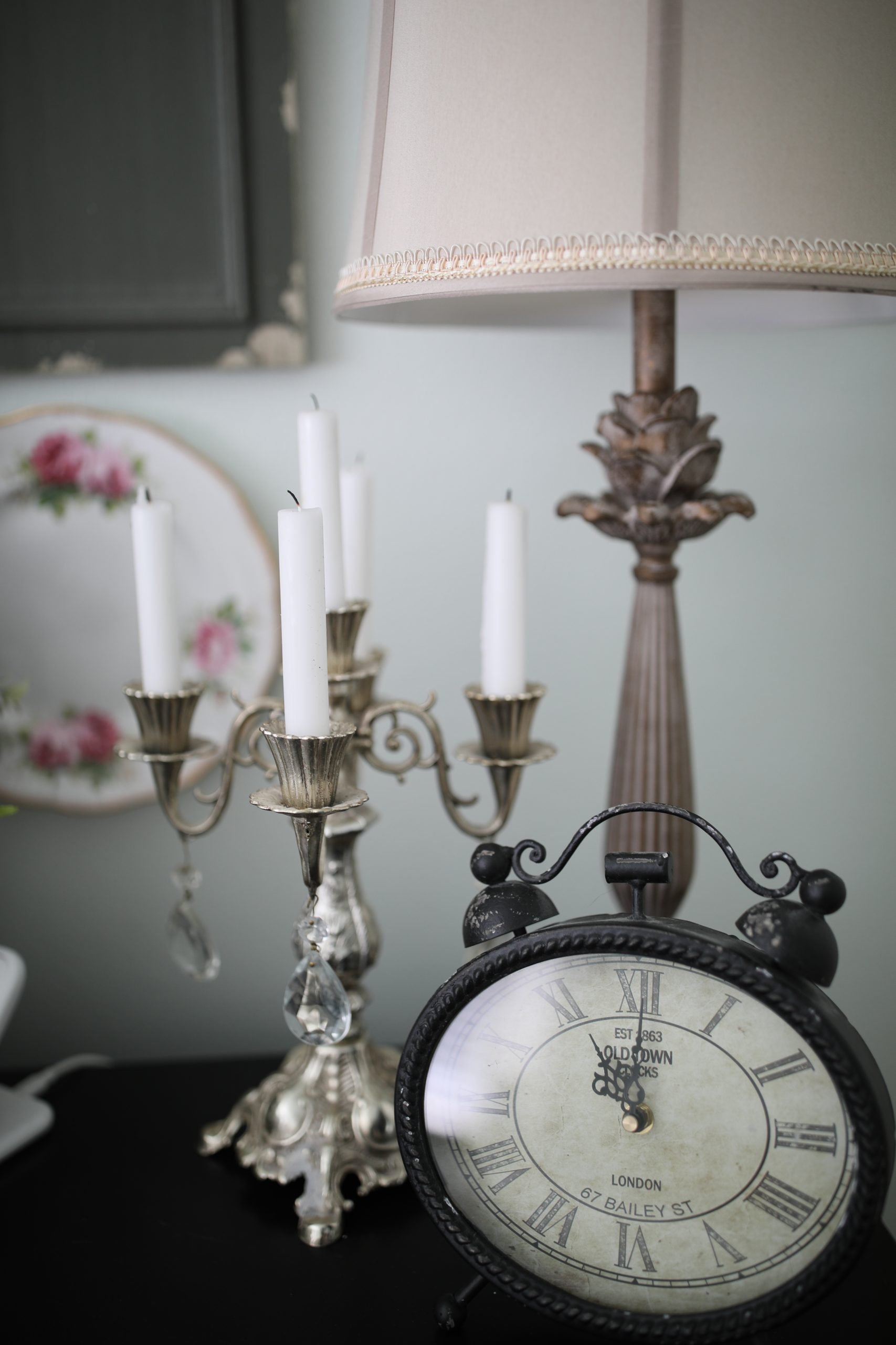 How to Decorate a Bedroom with Goodwill Finds - Victorian Lane Farms