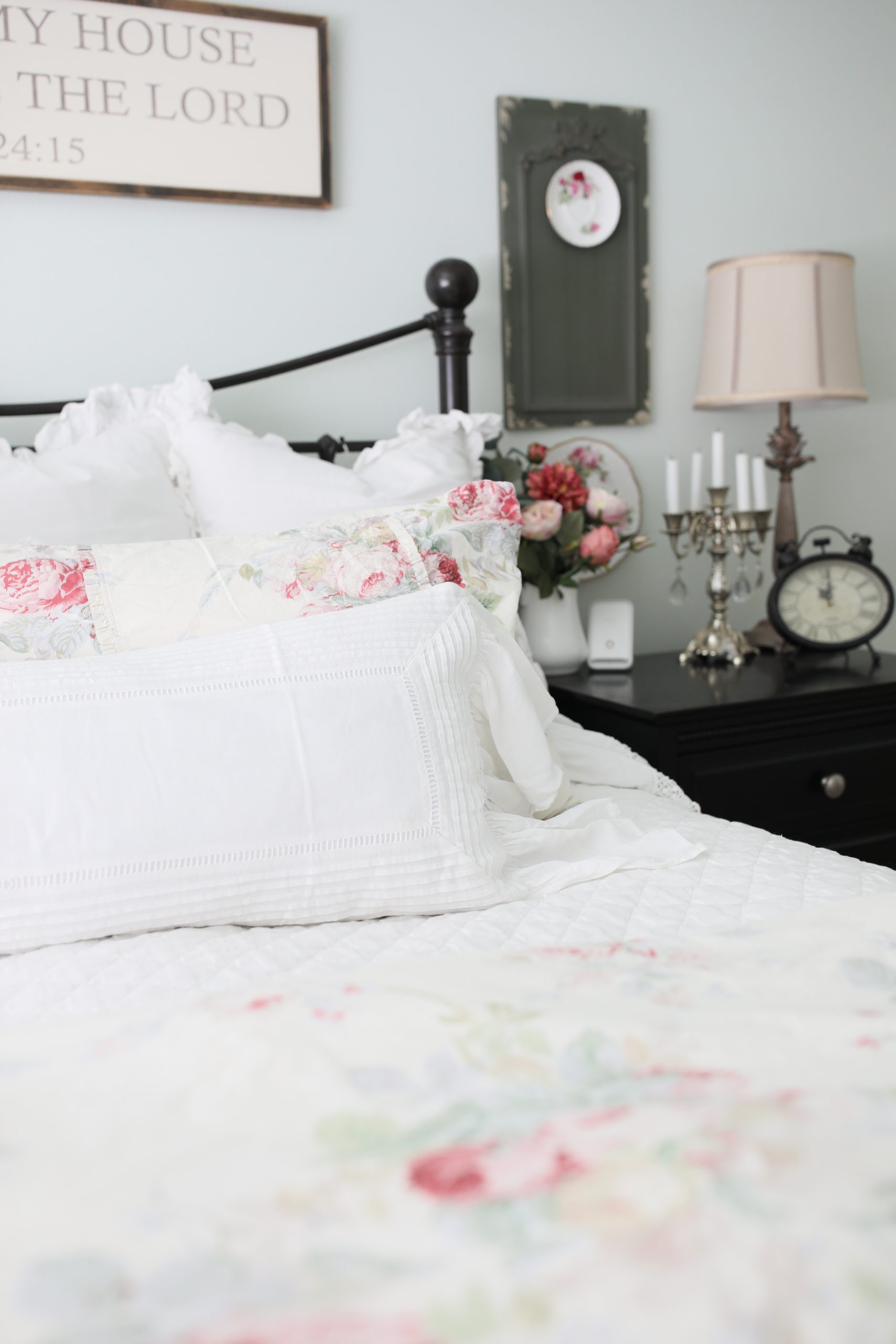 How to Decorate a Bedroom with Goodwill Finds - Victorian Lane Farms